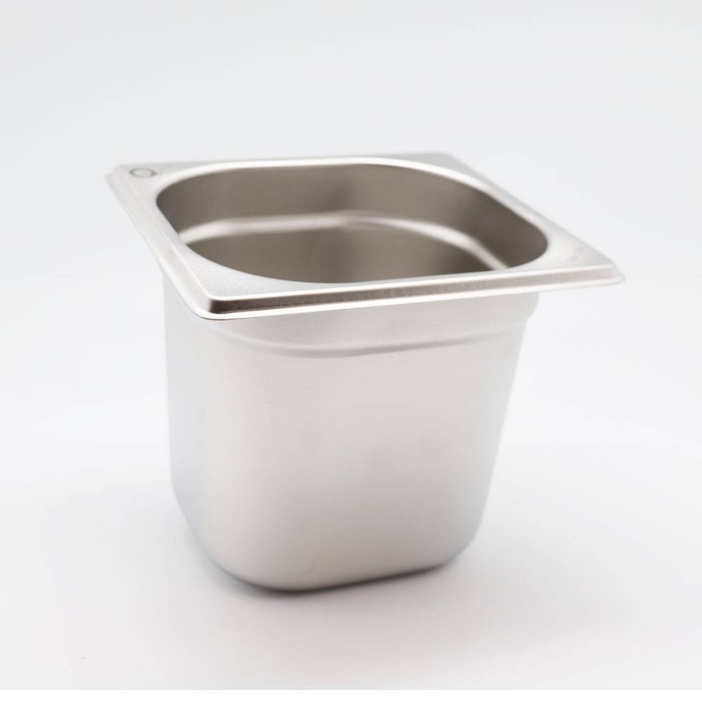 Quantum Pro Professional High Quality Stainless Steel Gastronorm Food Pan Or GN Pan 1/6-150mm, 2.4L